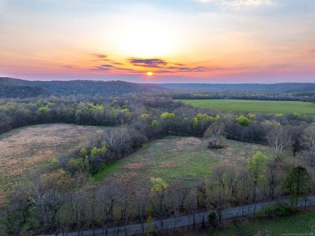 11 S 4530 Rd, Eucha, OK 74342