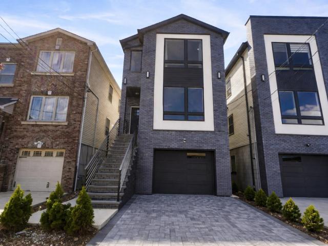 11 S 7th St, Harrison, NJ 07029 | MLS #260006 | Compass