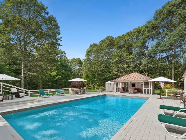 11 Sandown Ct, Wainscott, NY 11975 | MLS #960999 | Compass