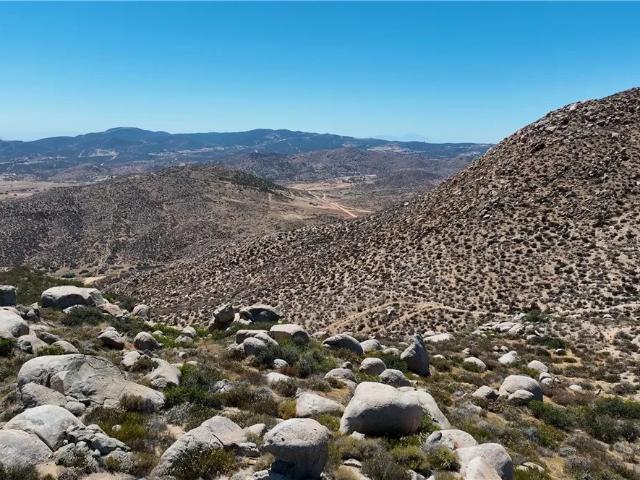 11 Sage, Hemet, CA 92544 | MLS #SW26081