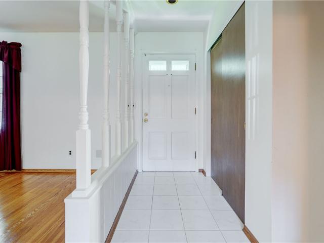 11 Sawmill Drive
