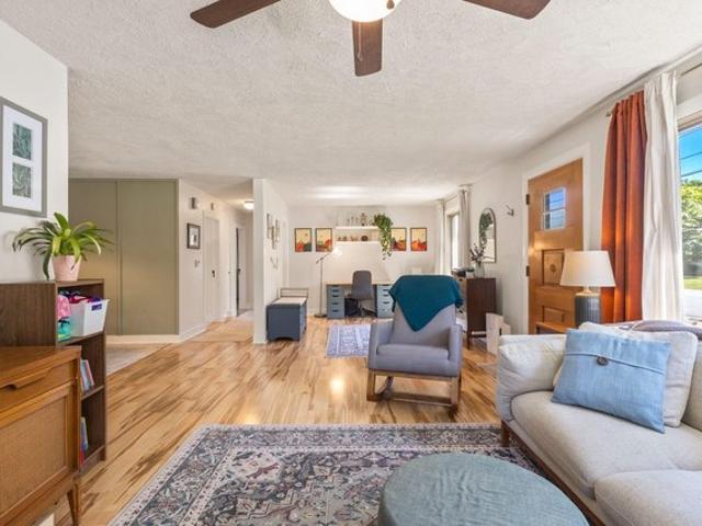 11 Southgate Ave, Biddeford, ME 04005