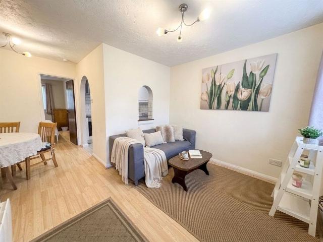 11 Sovereign Grove, Wembley, HA0 2DZ