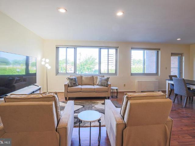 11 Slade Avenue # 203