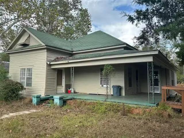 11 Smith St, Shepherd, TX 77371