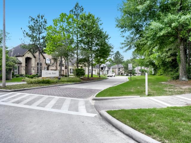 11 Spotted Lily Way, The Woodlands, TX 77354 | MLS #82501 | Compass
