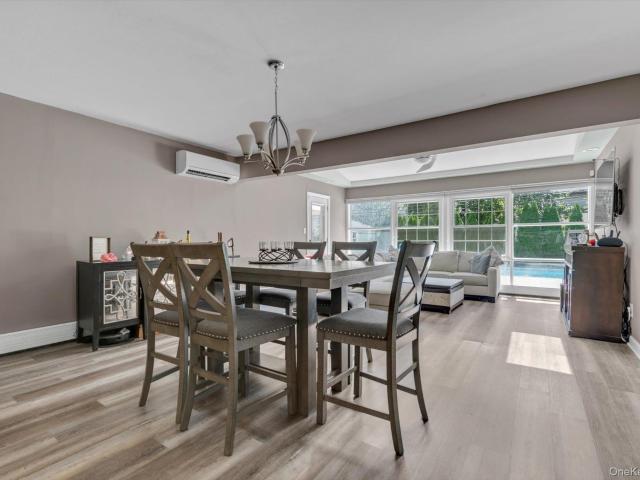 11 Sprucewood Drive