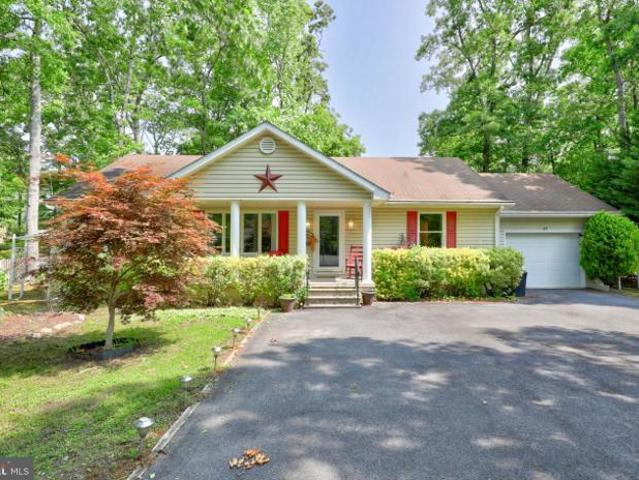 11 Spruce Ct, Berlin, MD 21811