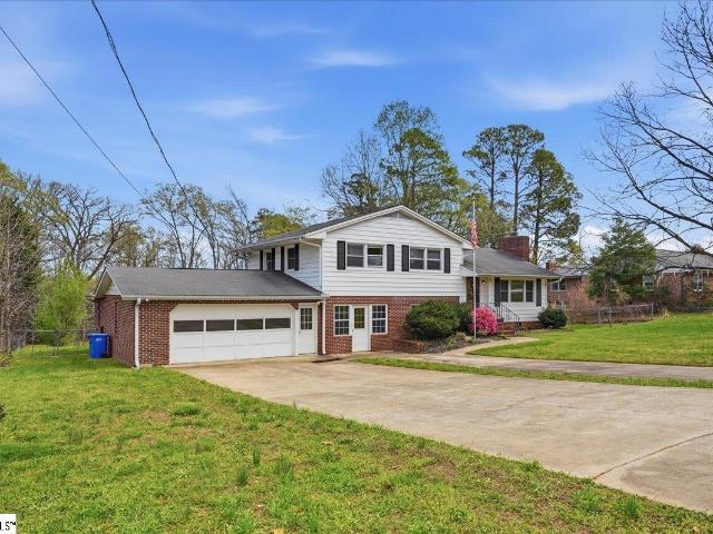 11 Spring Valley Road