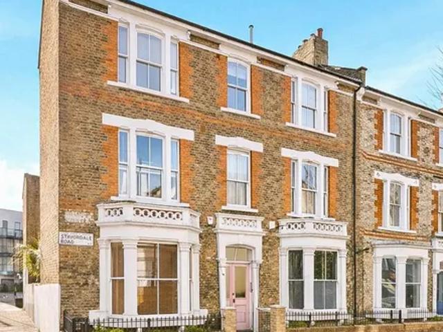 11 Stavordale Road, London, N5 1NE, United Kingdom | 2 bed townhouse for rent #166631787 | Rentberry