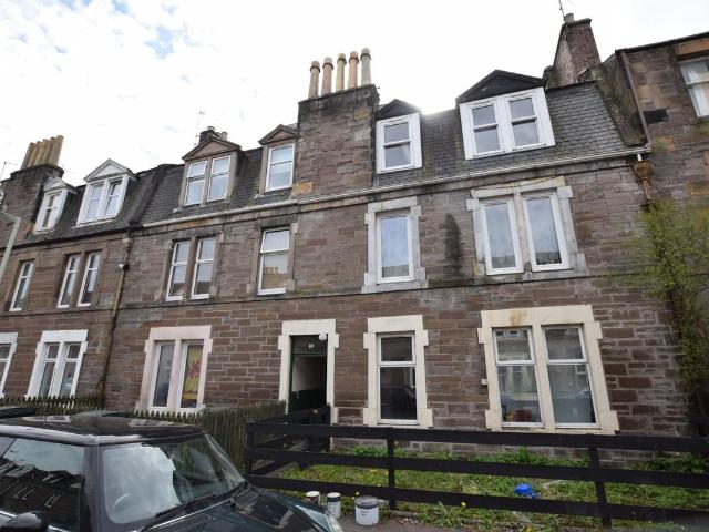11F Ballantine Place, Perth PH1, 2 bed flat to rent, £695 pcm | PrimeLocation