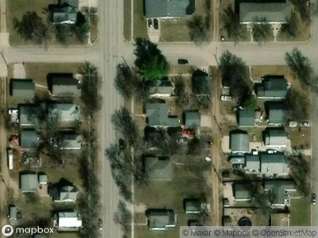 11th St N