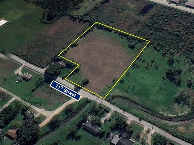 11th St, Brookshire, TX 77423