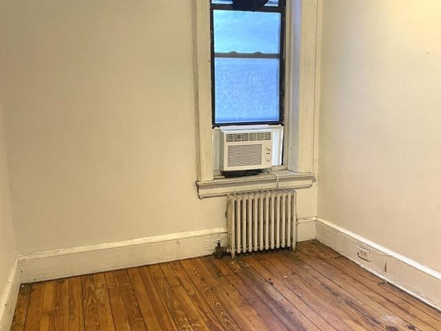 11x7 Room in Crown Heights
