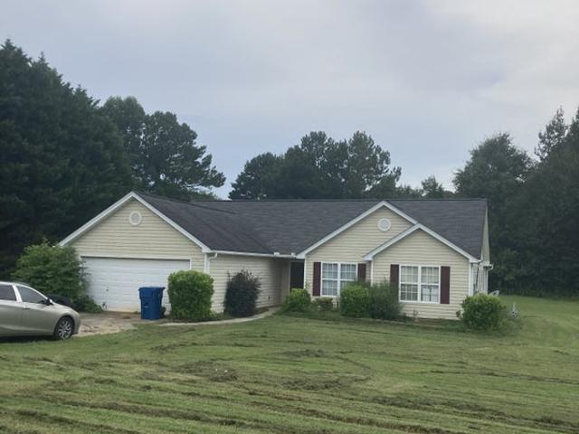 11X10 room available in Statham