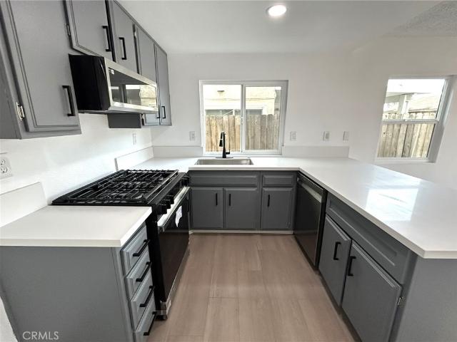 12040 Woodbridge