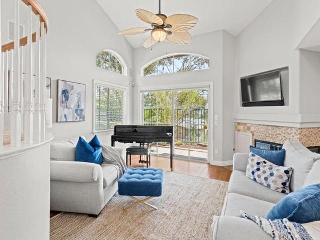 12041 Tivoli Park Row Unit 1, San Diego, CA 92128