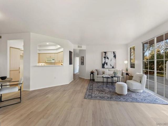 12041 Tivoli Park Row Unit 2, San Diego, CA 92128