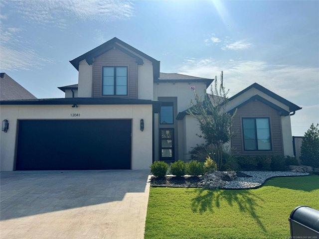 12041 S Vandalia Ave E, Tulsa, OK 74137