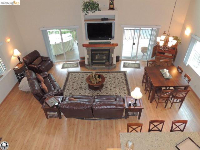 12046 Breckenridge