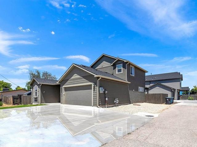 12048 W Victory Rd, Boise, ID 83709