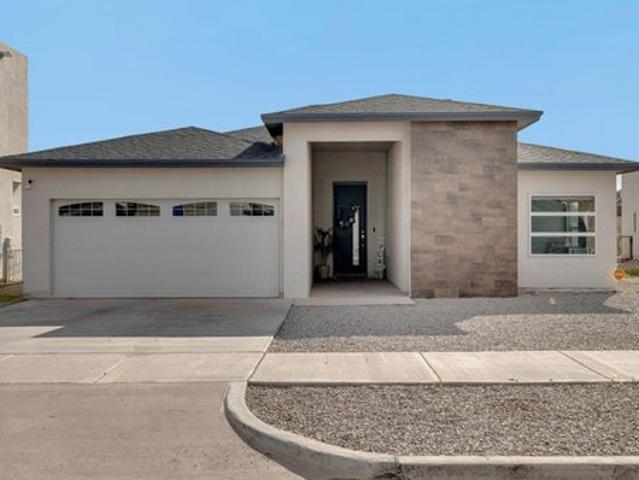 12048 Iron Hollow St, Socorro, TX 79927
