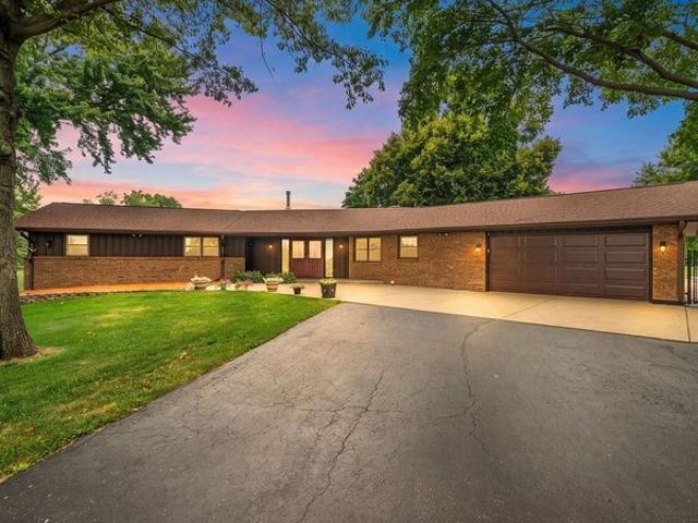 12048 N Tower Rd, Byron, IL 61010