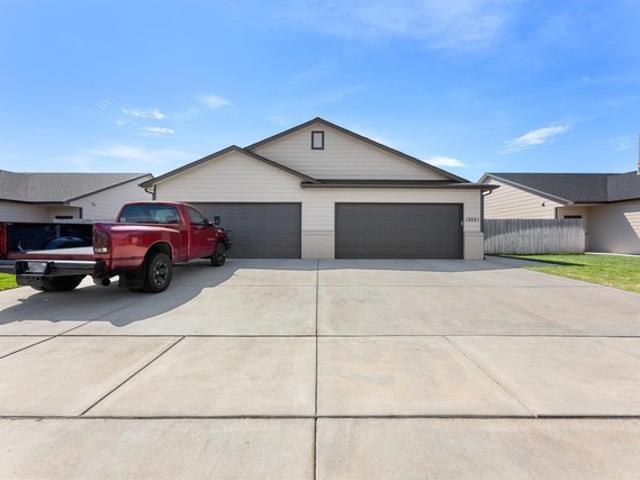 12049 12 W Shadow Lakes St, Maize, KS 67205