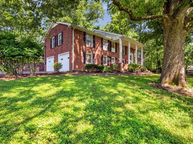 1204 Madison Creek Rd, Goodlettsville, TN 37072