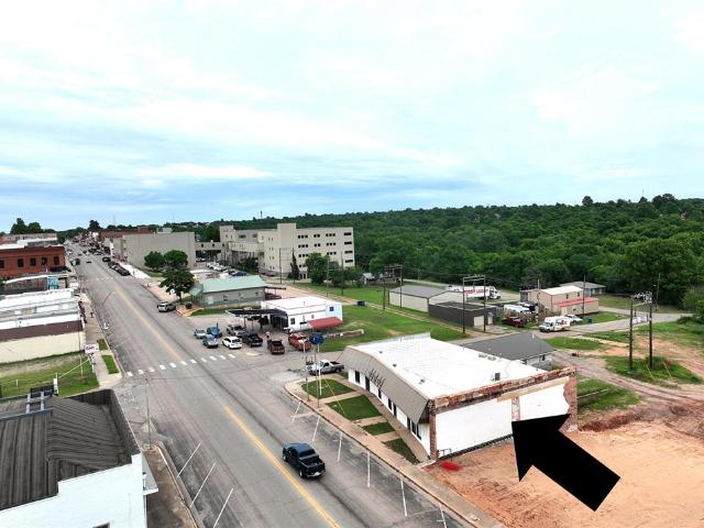 1204 Manvel Avenue