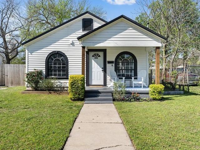 1204 Maxfield St, Waco, TX 76705