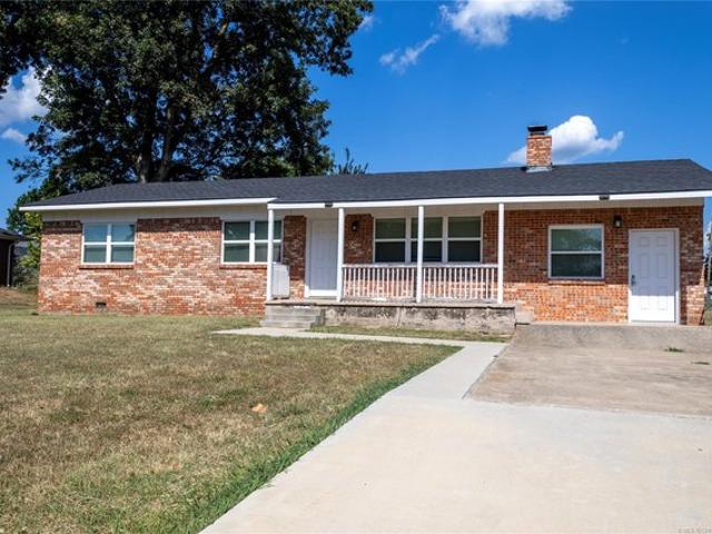 1204 NW Gaye St, Kingston, OK 73439