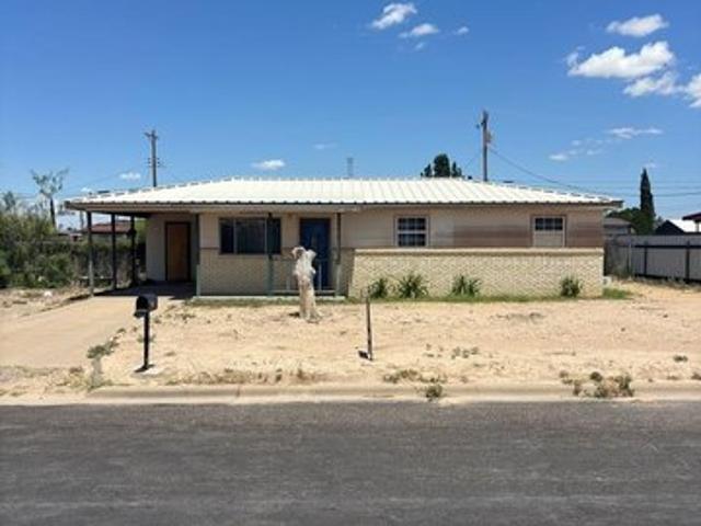 1204 N Gillis St, Fort Stockton, TX 79735