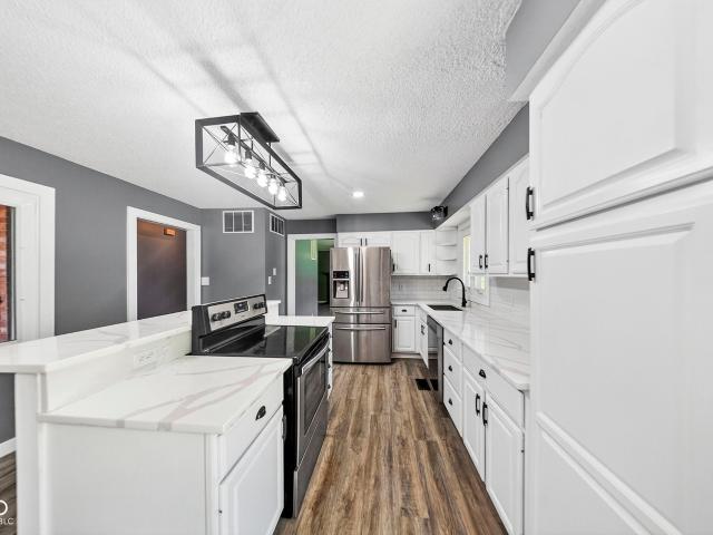 1204 Orchard