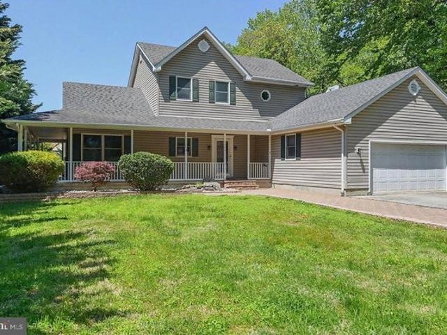 1204 A Old Coochs Bridge Rd, Newark, DE 19713