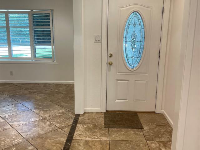1204 Apache Drive