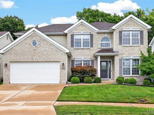1204 Arbor Bluff Cir, Ballwin, MO 63021