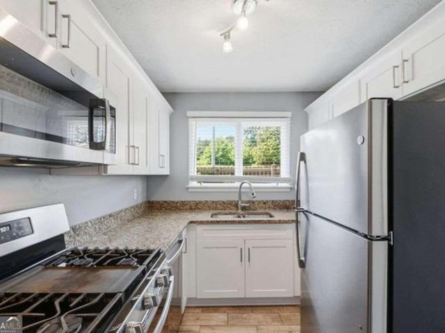 1204 Ashborough Ter SE Apt E, Marietta, GA 30067