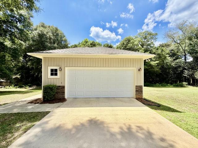 1204 Baywood Rd