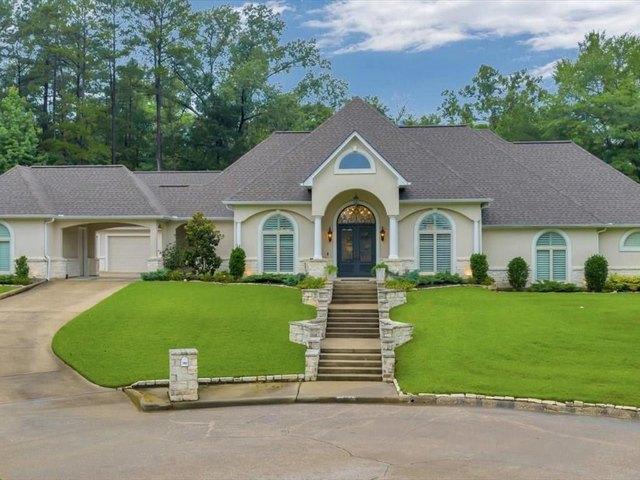 1204 Boxwood Ct, Lufkin, TX 75904