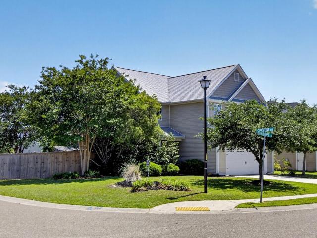 1204 Briar Rose Lane