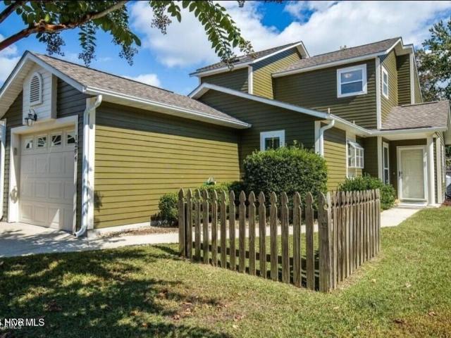 1204 Cedarwood Village