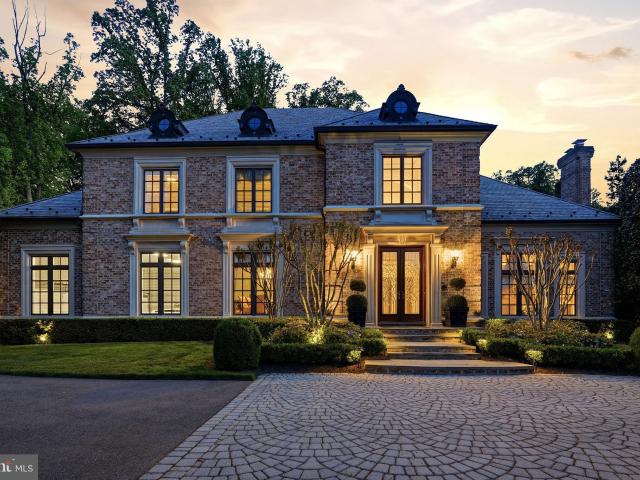 1204 Daviswood Dr, McLean, VA 22102 | MLS #VAFX2306 | Compass