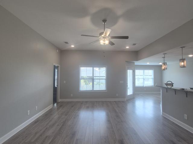 1204 Ewing Way