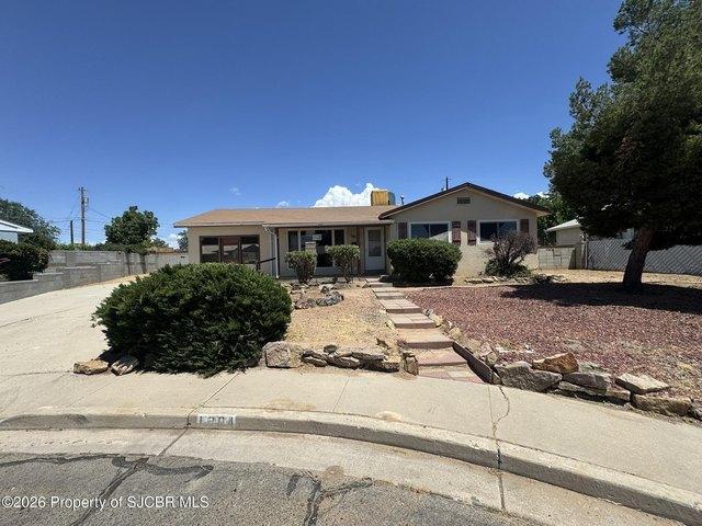 1204 E 16th St, Farmington, NM 87401