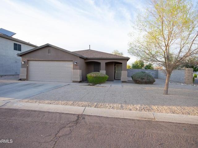 1204 E Silversmith Trl, San Tan Valley, AZ 85143