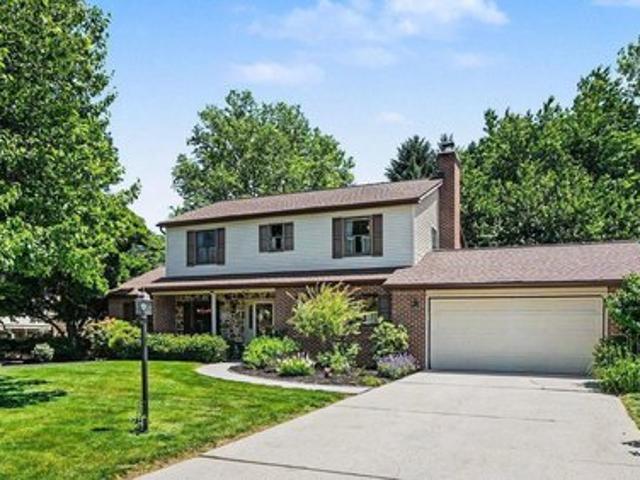 1204 Fleetwood Dr, Carlisle, PA 17013