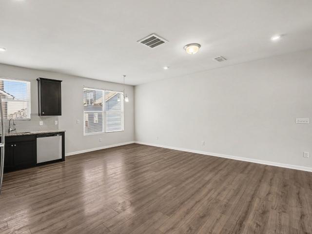 1204 Foxton Ln
