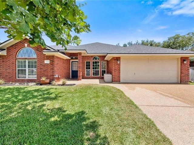 1204 Harrisonburg Ln, College Station, TX 77845