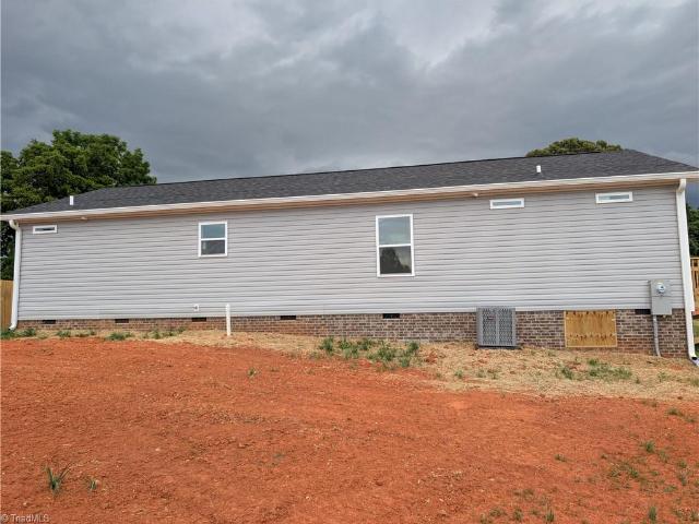 1204 Hawksview Road